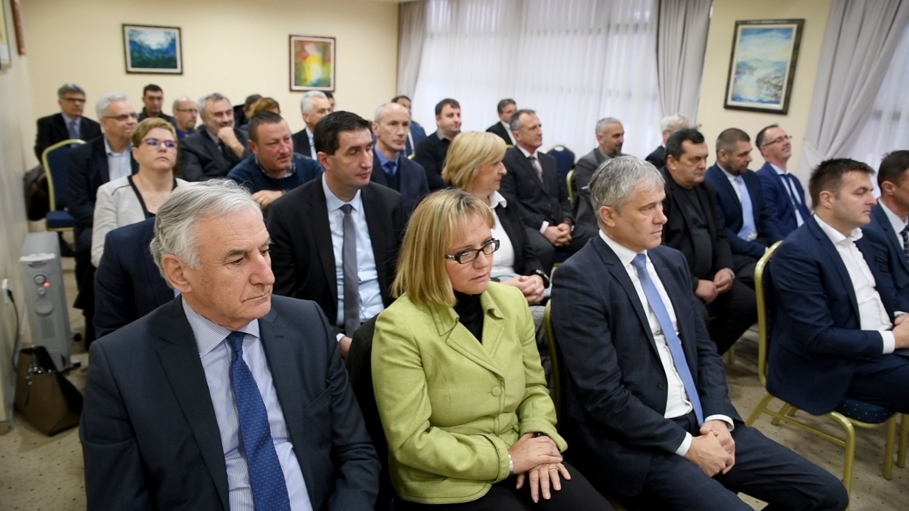 Suradnja s Republikom Hrvatskom – J.P. KOMUNALNO NEUM